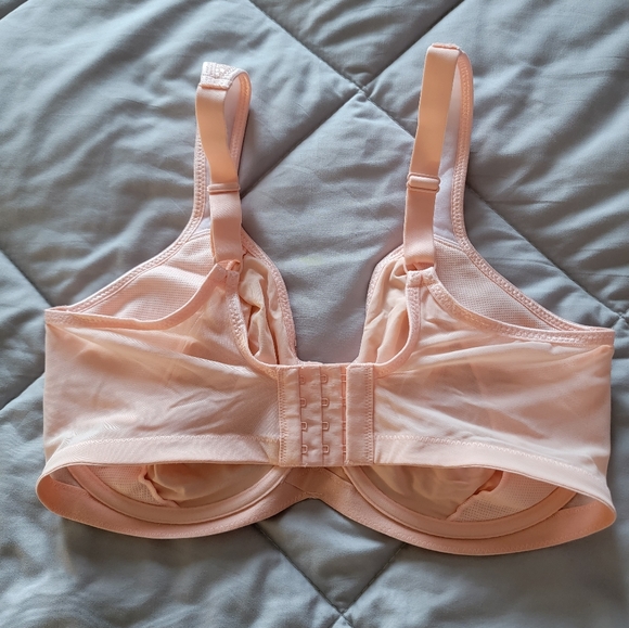 Breezies | Intimates & Sleepwear | Breezies Pink Lace Full Coverage Bra ...